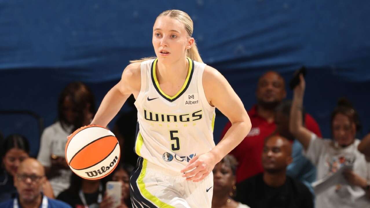 Paige Bueckers almost unanimous winner of WNBA Rookie of the Year ...
